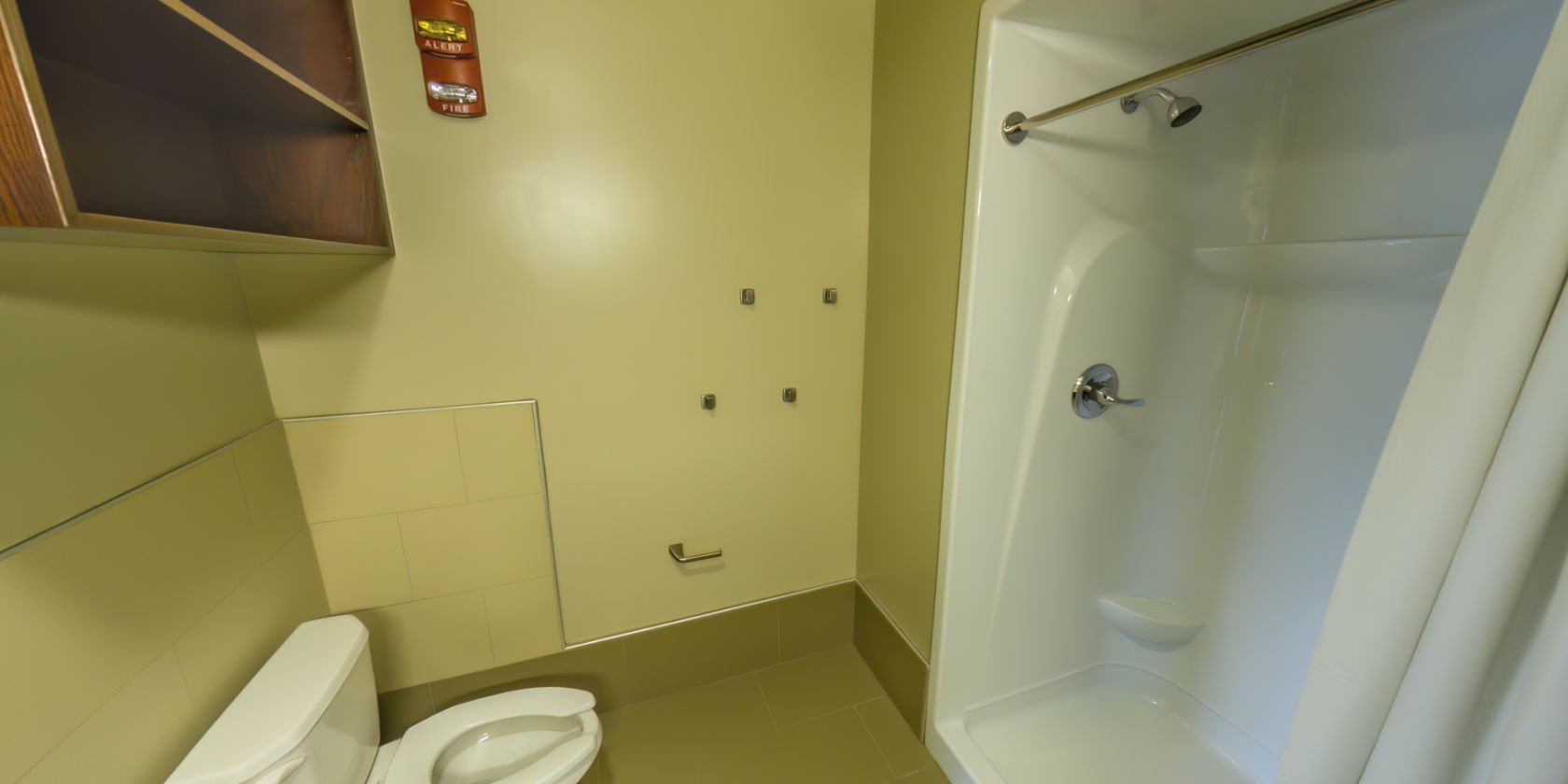 University of Alabama - England Single - Barnes Creative Studios