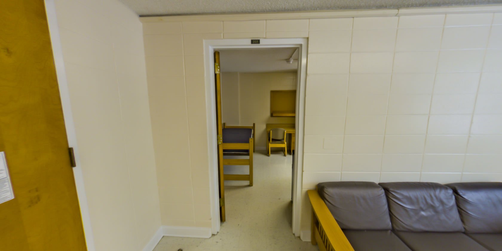 University of Alabama - Parham 2-Person Suite-B - Barnes Creative Studios