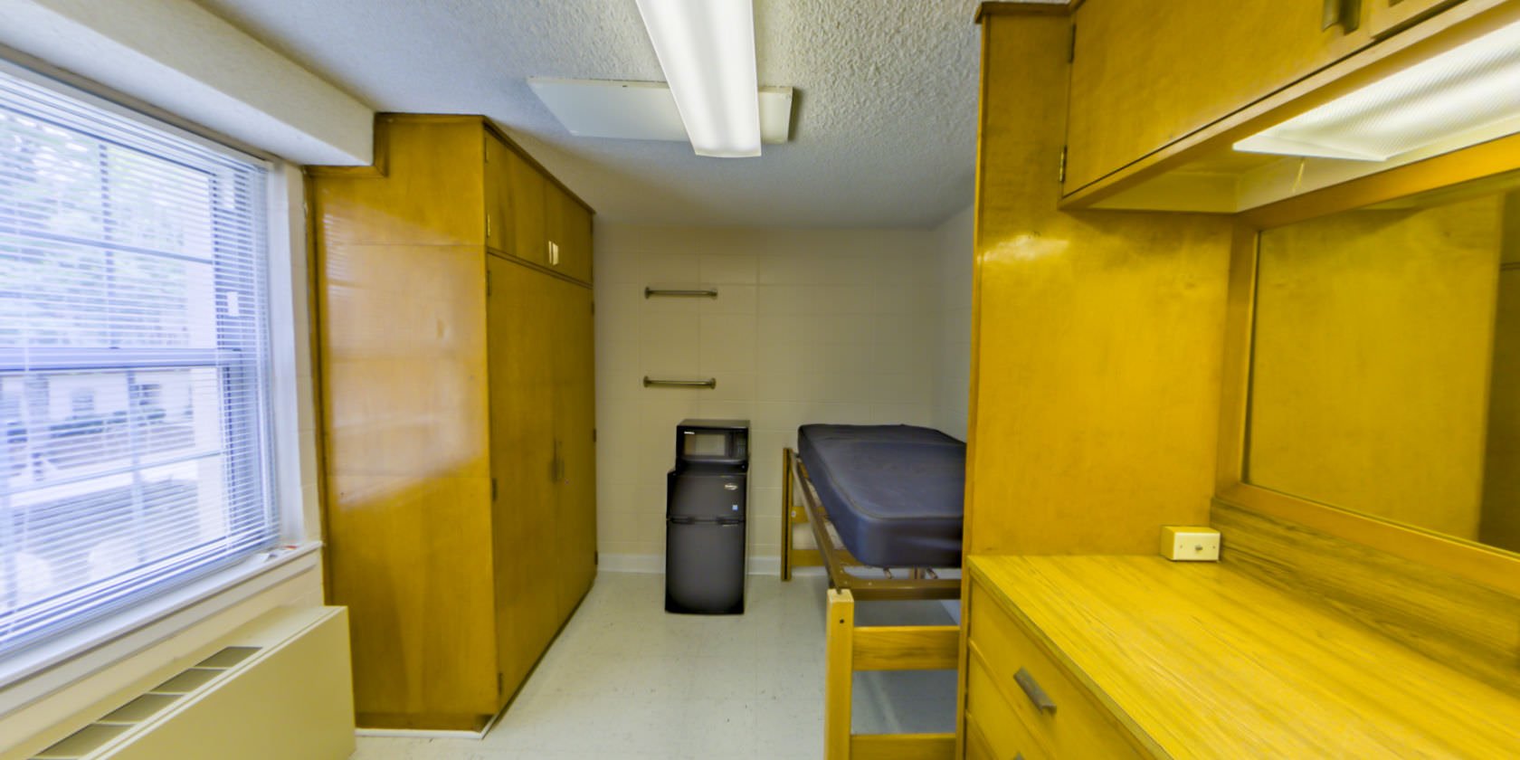 University of Alabama - Parham 2-Person Suite-B - Barnes Creative Studios