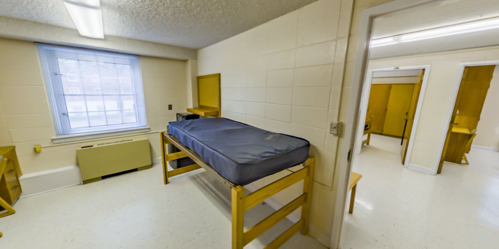 University of Alabama - Parham 3 Person Suite - Barnes Creative Studios