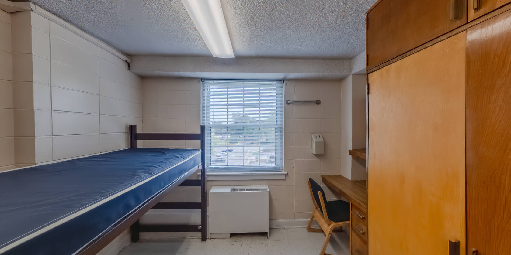University of Alabama - Burke 4-Person Suite-B - Barnes Creative Studios