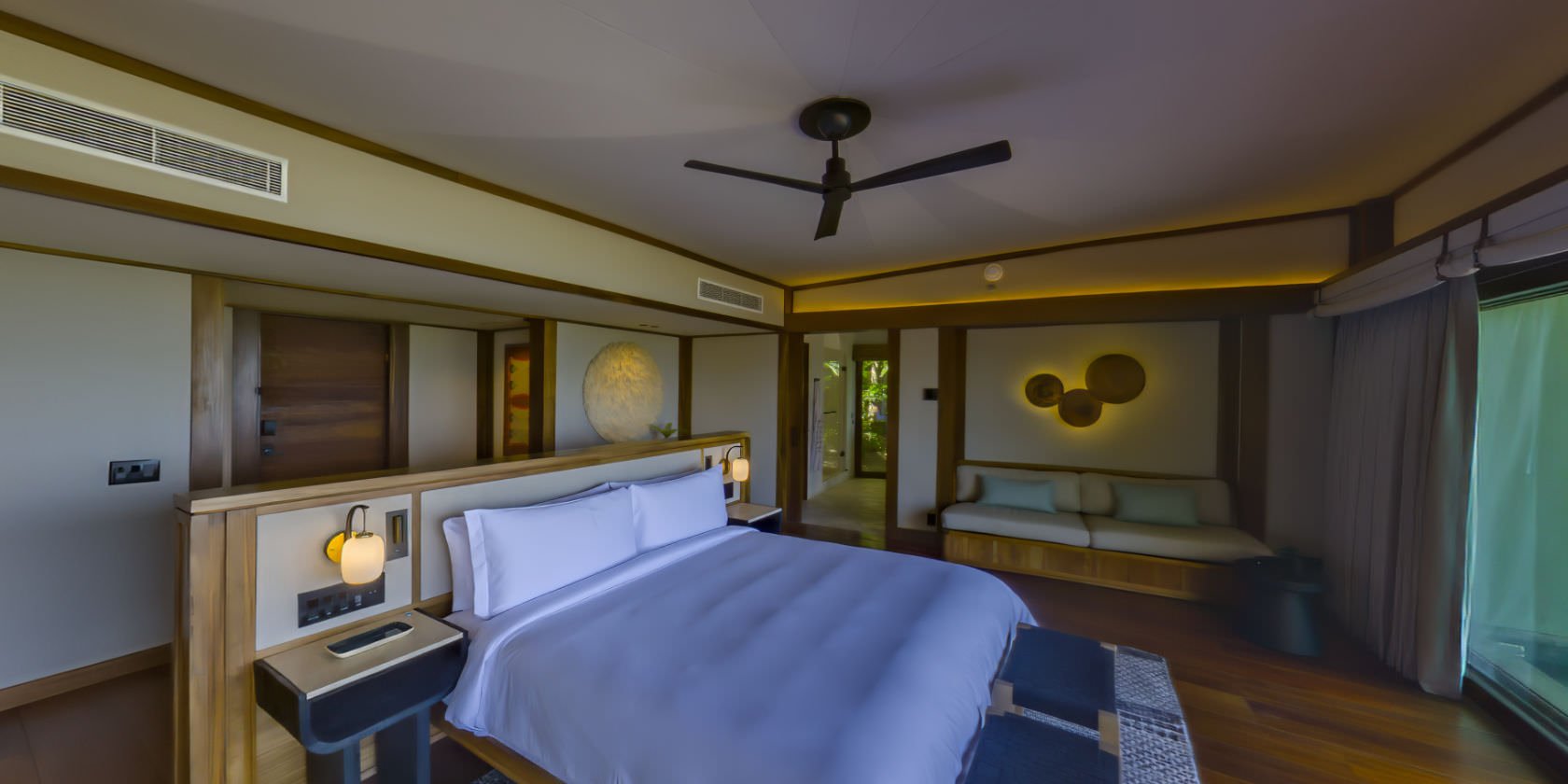 Naviva®, Ocean View Grand Tent Accessible Tour - Barnes Creative Studios