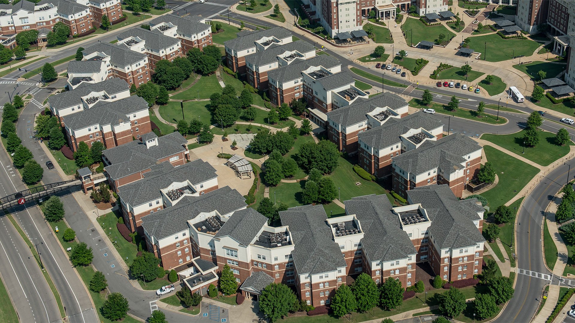 University of Alabama - Riverside 2 BR Suite - Barnes Creative Studios