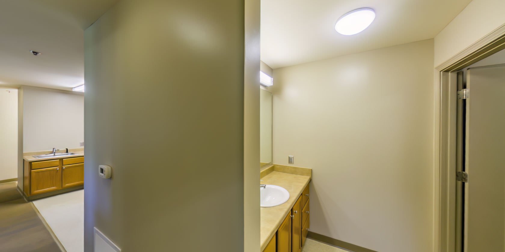 University of Alabama - Ridgecrest South 4 BR Suite - Barnes Creative Studios