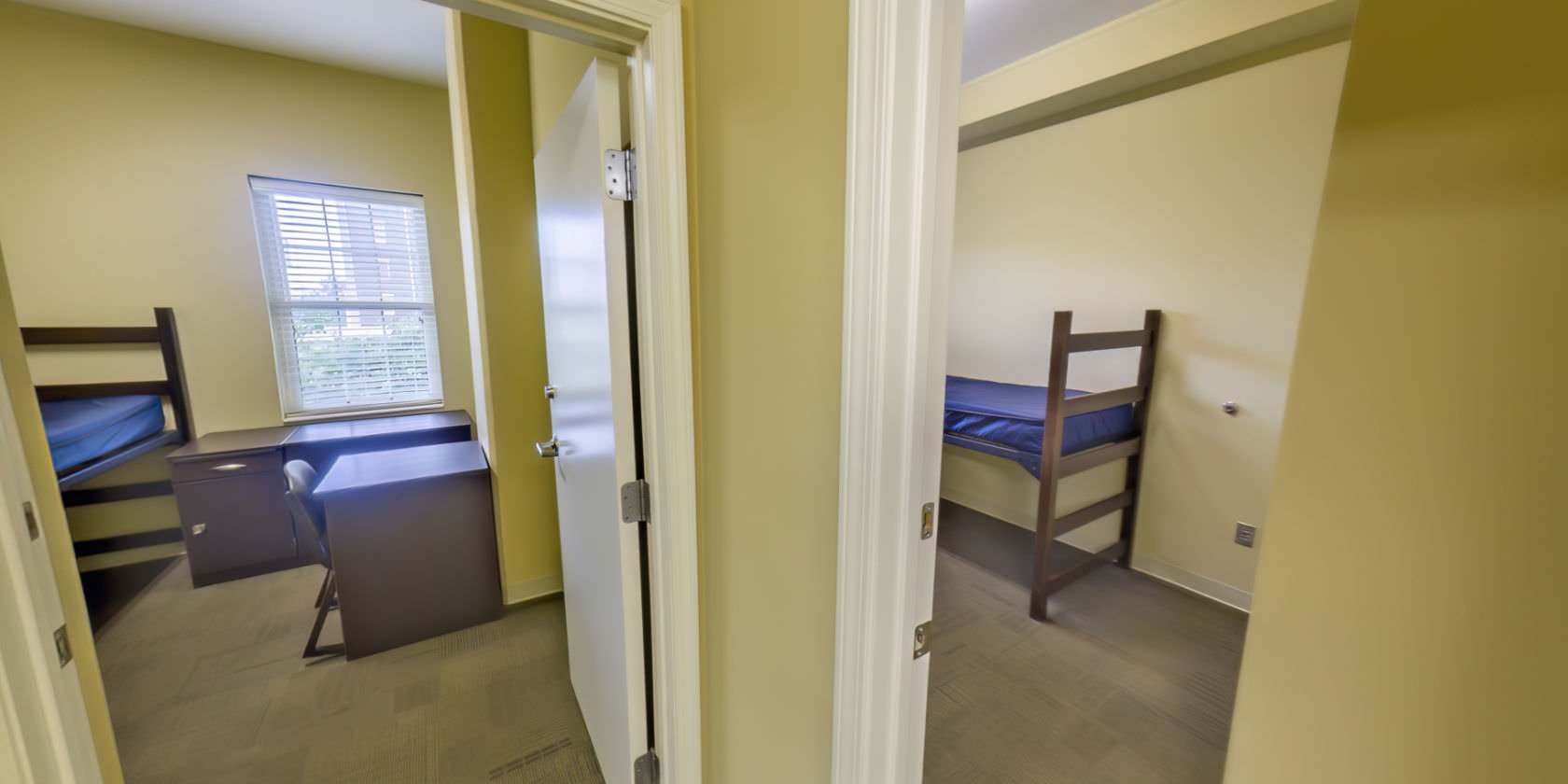 University of Alabama - Presidential I - 2-BR Suite - Barnes Creative Studios