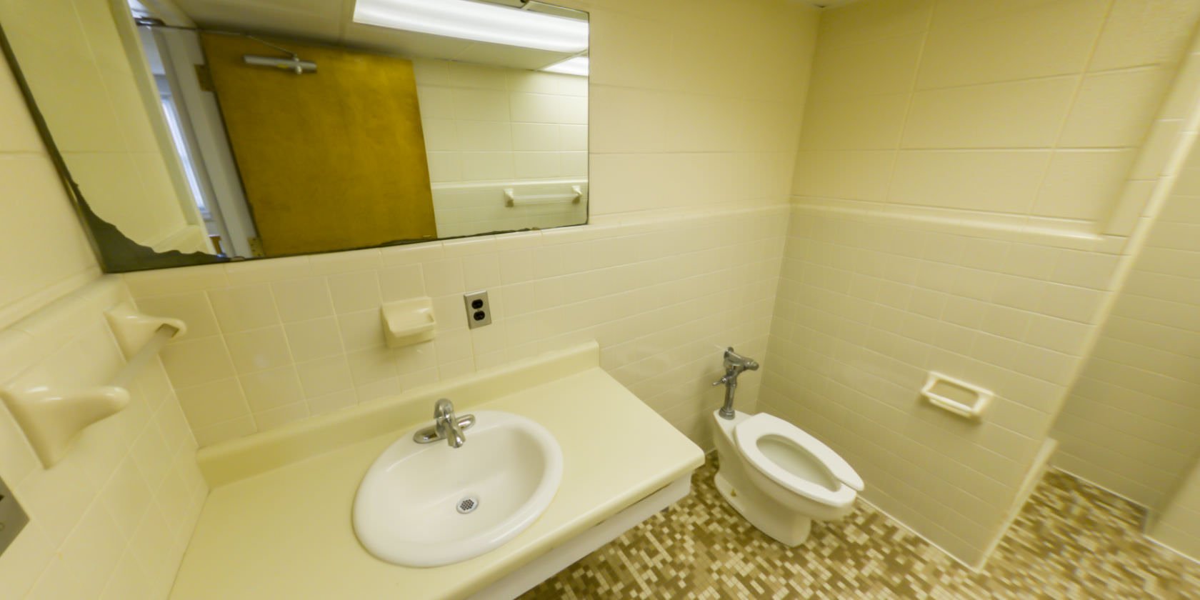 University of Alabama - Parham 2-Person Suite-A - Barnes Creative Studios