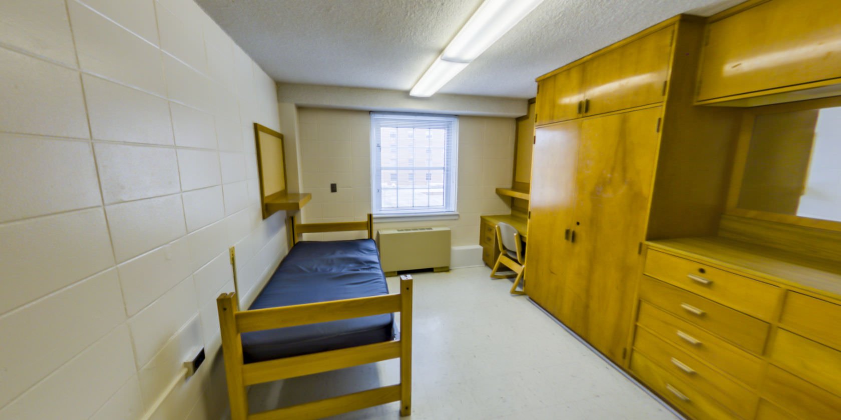 University of Alabama - Parham 2-Person Suite-A - Barnes Creative Studios