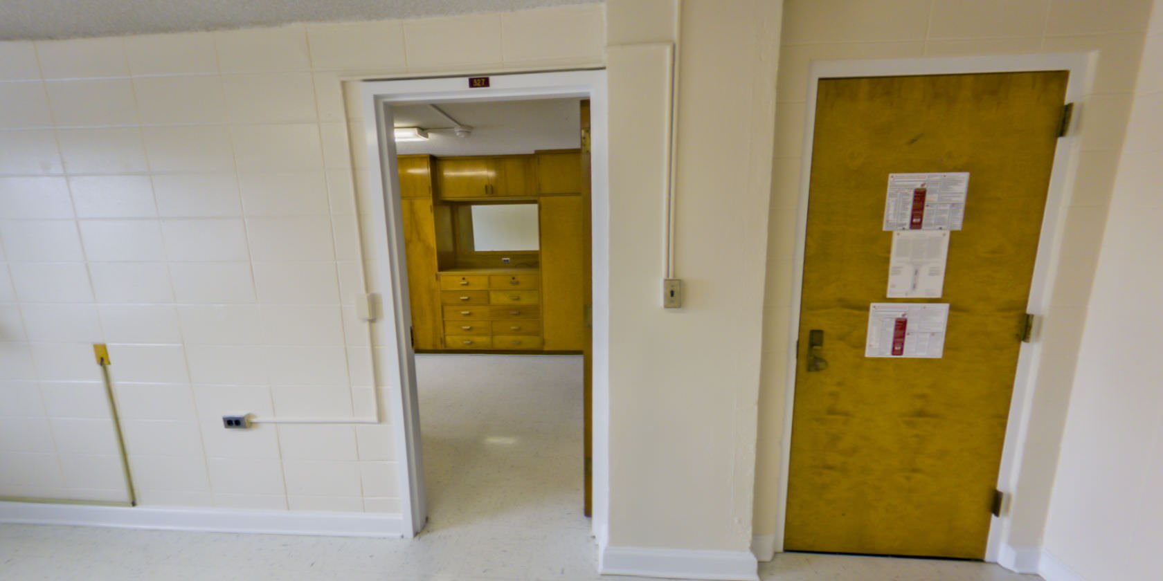 University of Alabama - Parham 2-Person Suite-A - Barnes Creative Studios