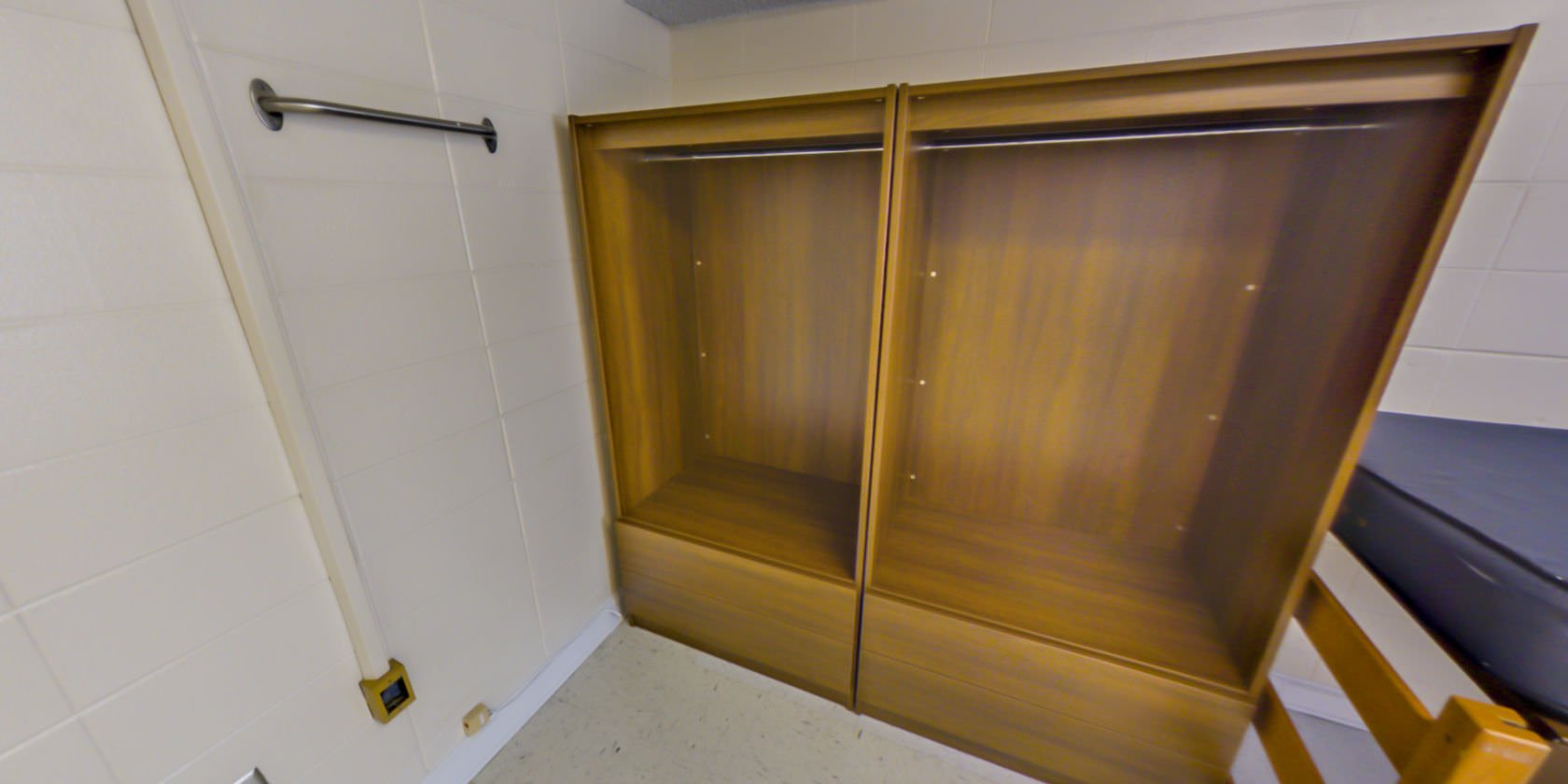 University of Alabama - Parham 2-Person Suite-A - Barnes Creative Studios